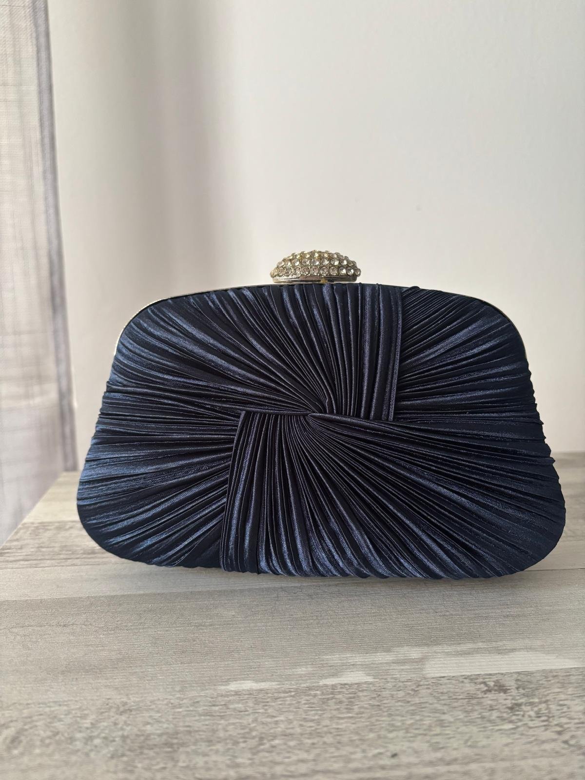 CARTERA DE FIESTA – EsAsí